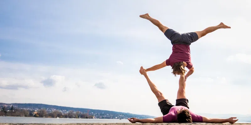 Urban Acro || Acroyoga Intermediate I Cycle: How to learn tricky ...